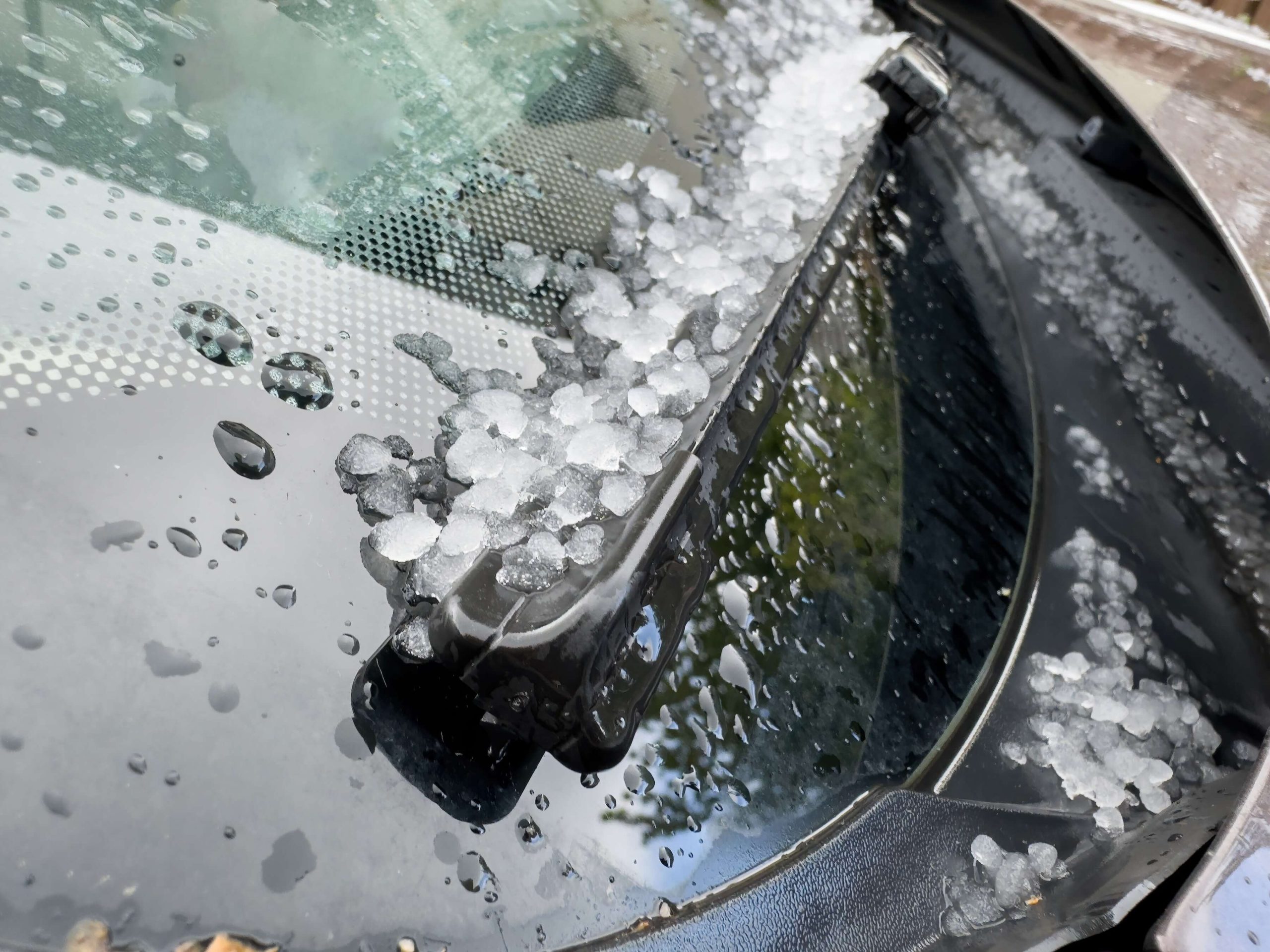 Ohio’s Harsh Winters & Windshield Wipers and Glass